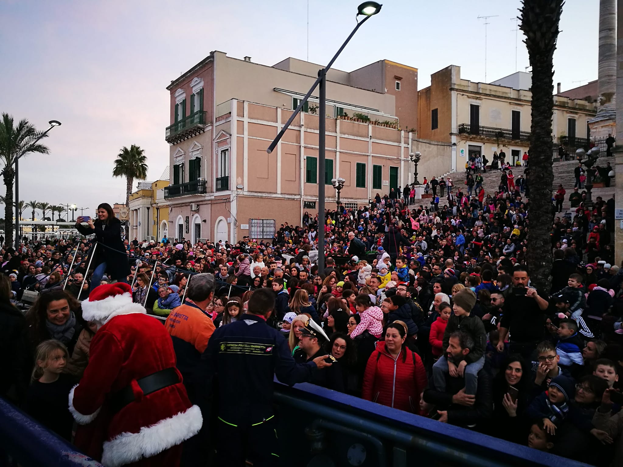 In quattro città della Puglia arriverà il Vero Santa Claus - Notizie ...